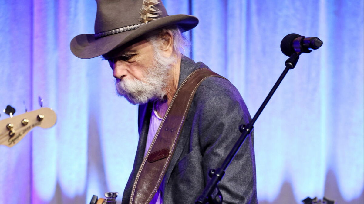 Bob Dylan führt weltweite Tribute für Bob Weir an | MusikGuru